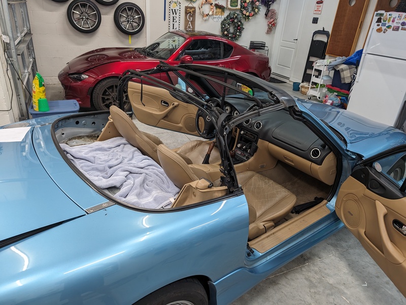 [NB] Josh's Stock-ish Crystal Blue NB - Page 8 - MX-5 Miata Forum